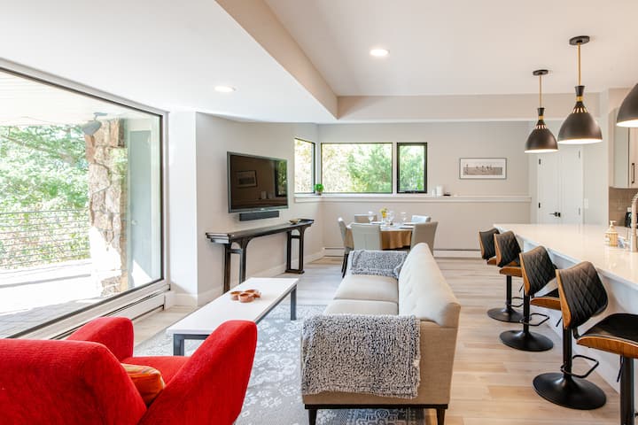 Creekside Retreat - Mtn Views - Old Town Arvada - Arvada, CO