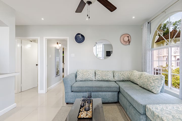 Aquavista Apt@skycastles, Columbus Heights - Jamaica