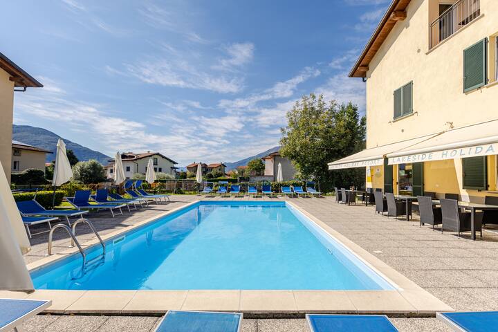 Apartment By The Pool Near The Beach - Valchiavenna