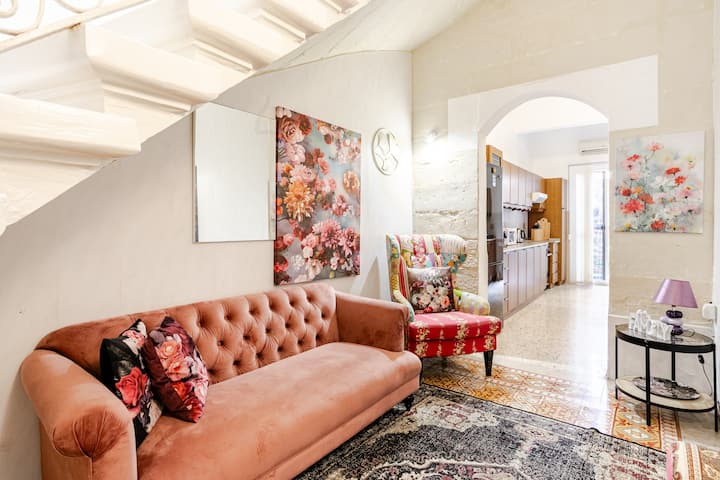 Spirit Of Malta Townhouse With Late Checkout - Valletta