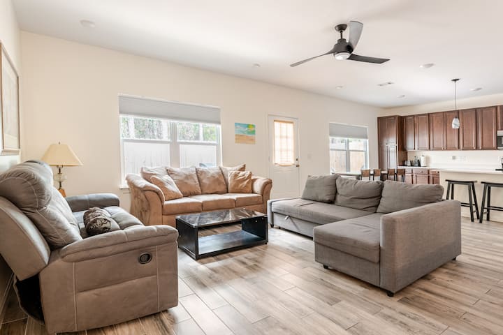 Duplex Sleep 24 Peoples 6full Bath 2mile To Beach - Navarre, FL