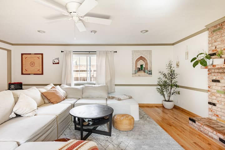 Spacious Ideally Located Home - San Jose, CA