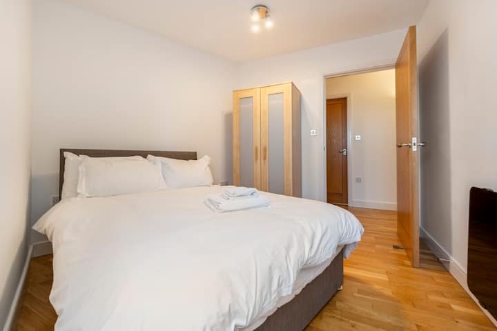 Cardiff City Apartment 2 - Cardiff