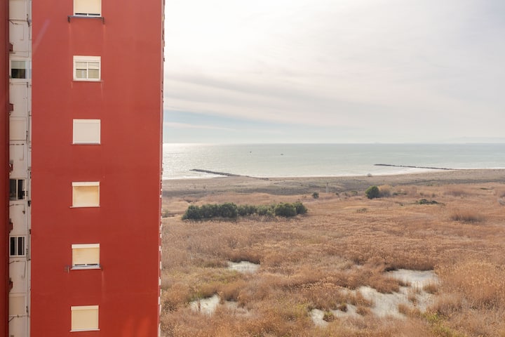 Estudio Luminoso, Tranquilo Y Con Vistas Al Mar. - Moncada
