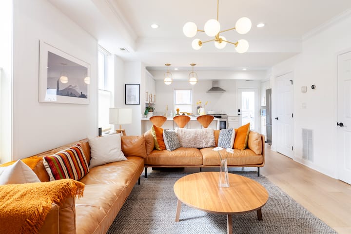 Stylish, Modern, Sunny Dc Home! - Washington, D.C.