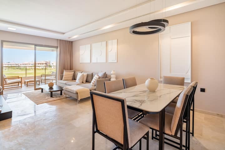 Golfside New 3-bedroom Apartment - Marrakesch