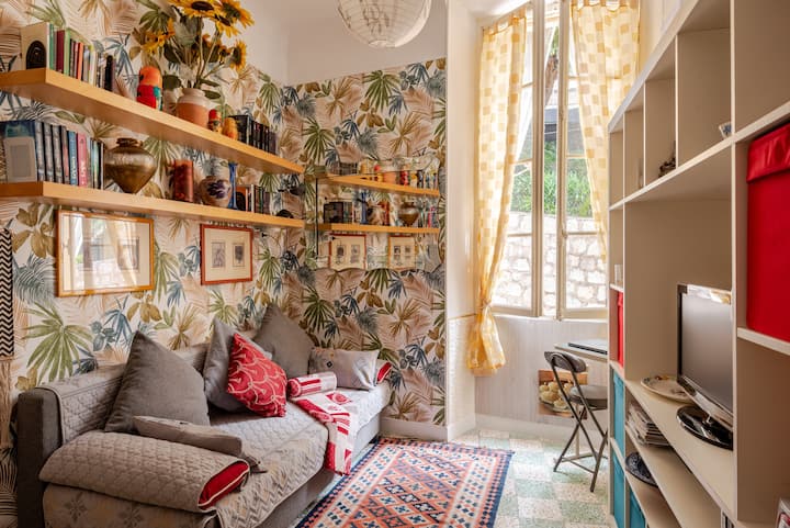 Cosy & Quite In Old Town Nice, With (A/c). - Nice