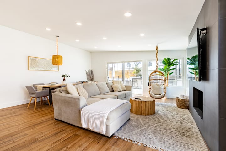 The Mission Villa - Mission Viejo, CA