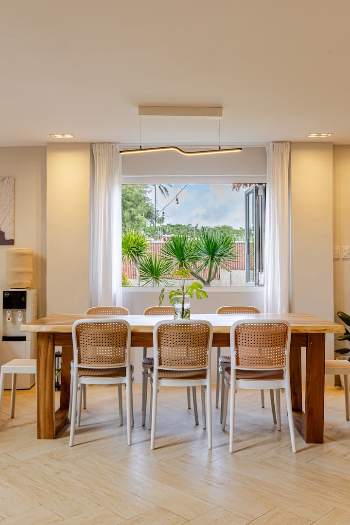 Chill Hill Villa With Heated Jacuzzi, Sauna & Pool - Tagaytay