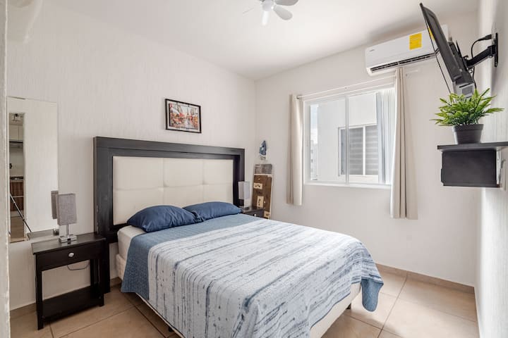 "3 Bedrooms / 10 Minutes To The Airport / Kitchen And Parking" - Cancún