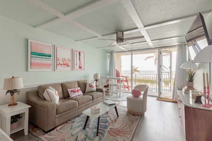 Spectacular Beachfront Retreat! - Jensen Beach, FL