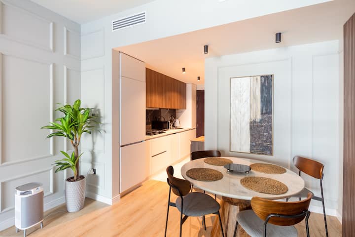 Urban Elegance: Chic Studio On Dubai Marina Walk - Dubái