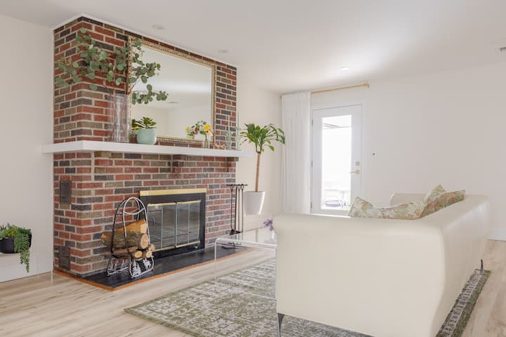 Views + Fireplace + Patio/yard *30 Min Nyc*  Video - Belleville, NJ