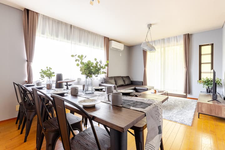 <1棟貸し切り>駅9分/高速wifi/最大20人以上/110㎡/5ldk/三浦半島観光 - Yokosuka