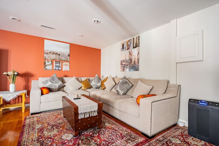Modern|cozy|2br Apartment|lincoln Square Chicago - Andersonville - Chicago