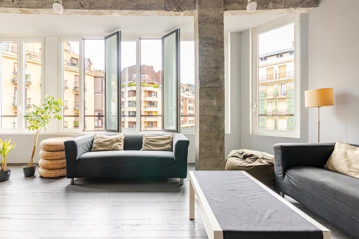 San Sebastian-pas De Fête-300 M à La Plage-90 M2 - Donostia-San Sebastian