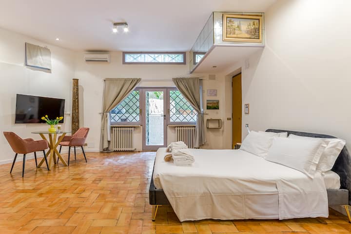 Roma Centro Storico - Margutta Studios 54 - Monti