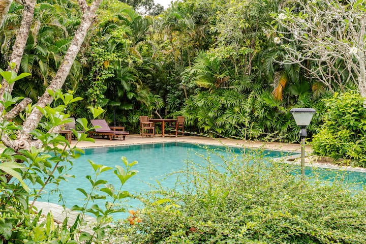 ที รีสอร์ท ป่าหล่ายV10 - Phuket