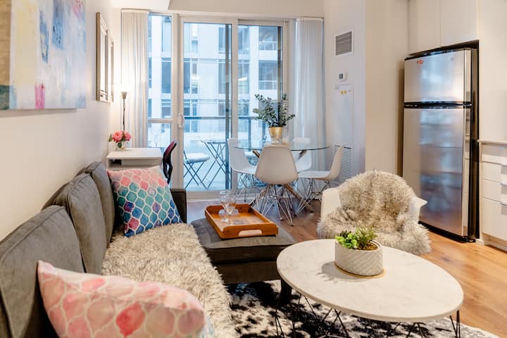 King West Condo Next To Farm Boy + Lake + Amazing Rooftop - Toronto