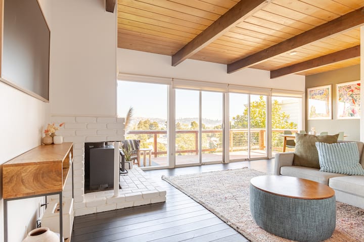 Beautiful Sausalito Home With Views! - Baker Beach, CA