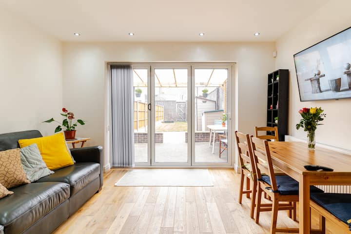 Clean • Cosy • Central • Home Away From Home - Birmingham