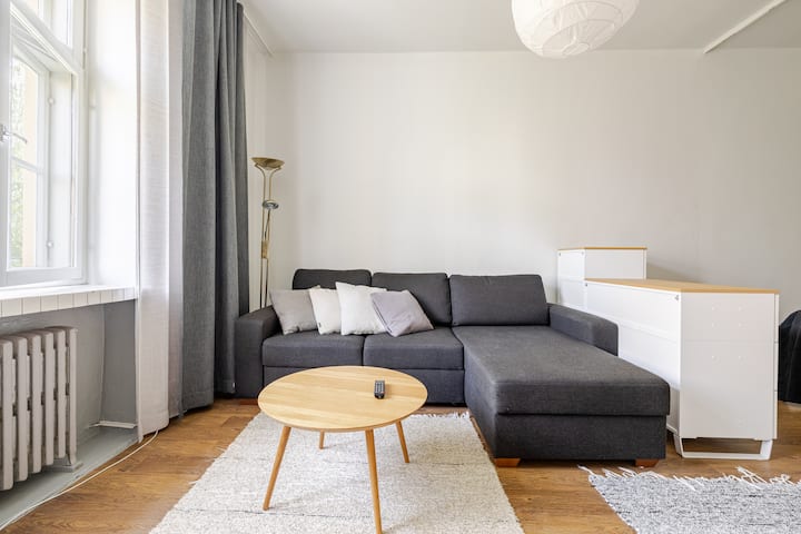 44m2, 5/5 Floor With Relaxed Garden View - Helsinki