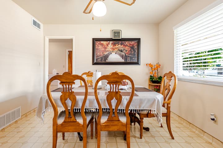 Entire House. 2 Bed 2 Bath. - Modesto, CA