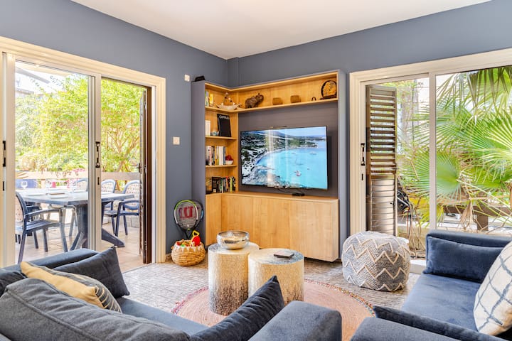 Beach House By The Forest & Shared Pool - Zypern