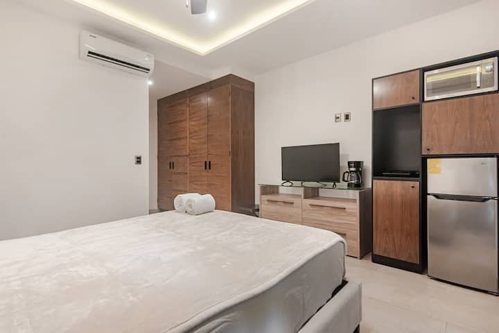 Estudio Con Excelente Ubicación+roof+piscina - Cancún