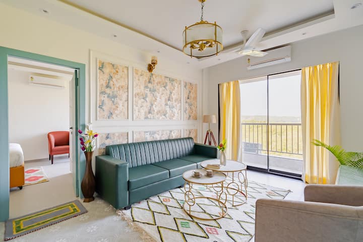De Alturas 2bhk Sea Side Apt - Goa