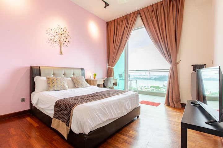 Romantic Getaway At Paragon Suites @ Ciq W Jacuzzi - ジョホール