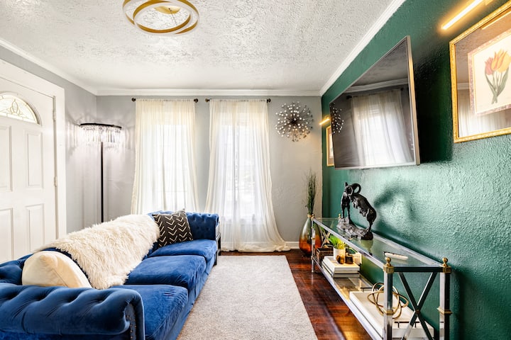 The Jade Atelier | Atlanta - State Farm Arena