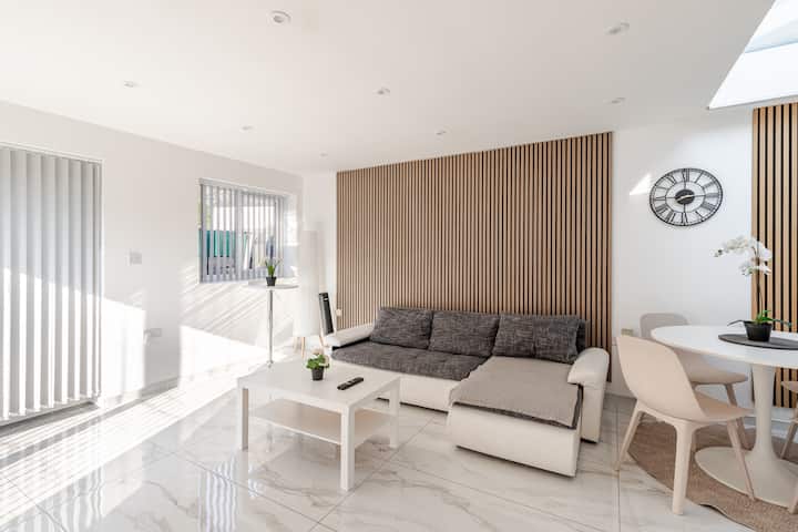 Spacious And Bright One Bedroom Apartment - Oxford