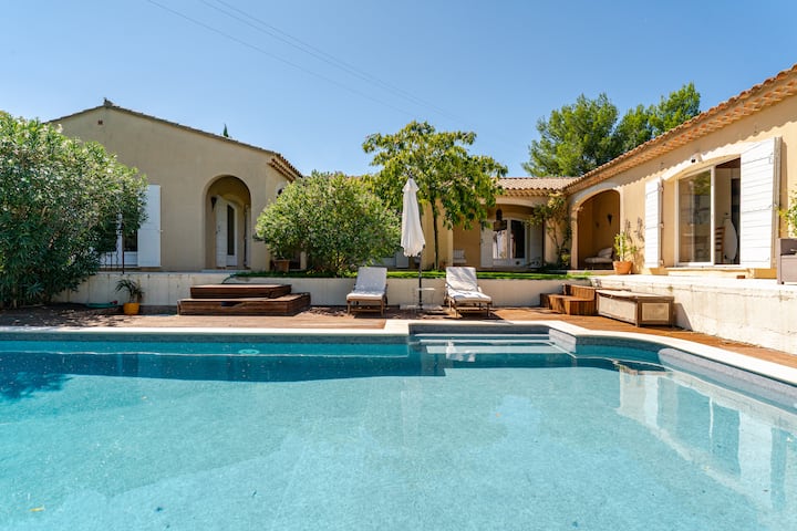 Mas Avec Piscine à Arles - Arles