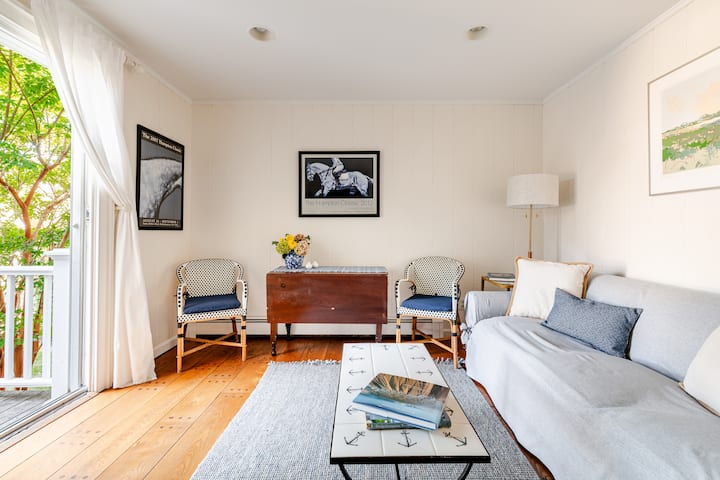 Charming Apt In The Heart Of The Hamptons - Hampton Bays, NY