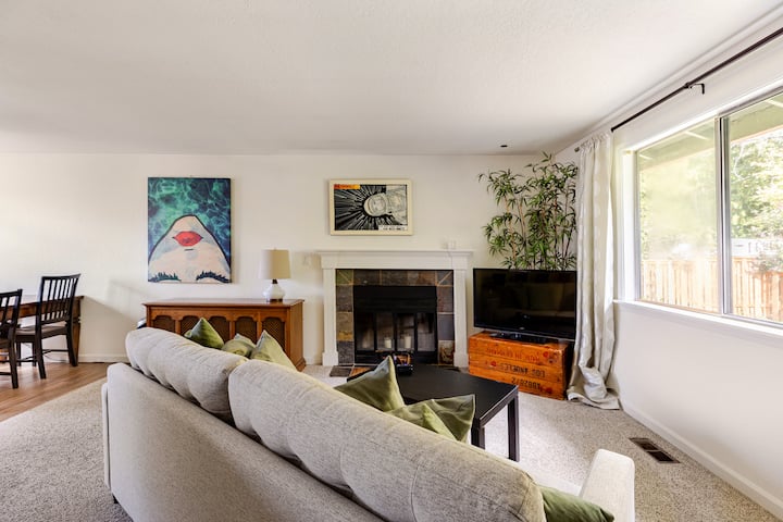 Cozy, Convenient, Walk To Front St, Fenced Yard - Lake Sammamish State Park, Issaquah