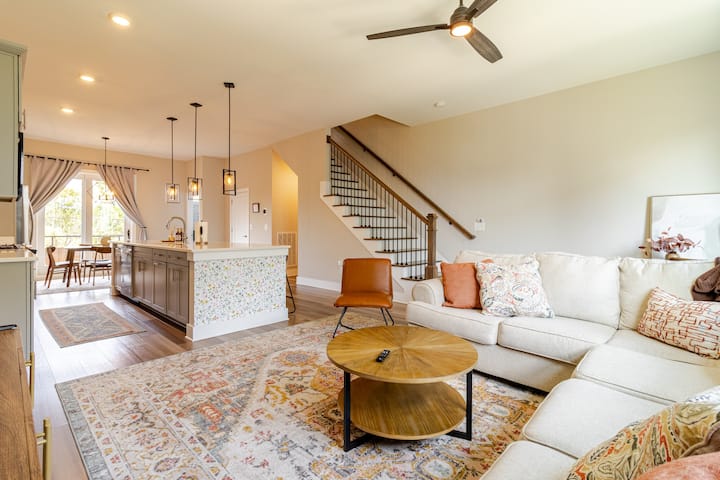 Southside Charmer | 5 Min To Downtown! - Chattanooga