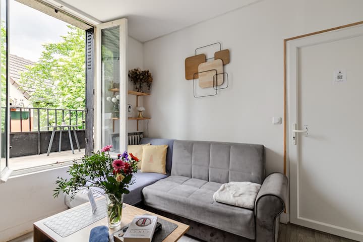 F2 Cosy-balcon- à Proximité Gare, Cdg & Paris - Livry-Gargan