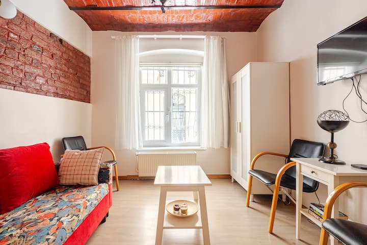 3 Bedroom/2 Bathroom/3ac@city Center - Istanbul