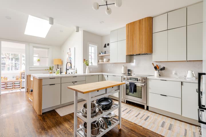 Bernal House W/yard. 1 Block From Village + Hikes! - San Francisco, CA