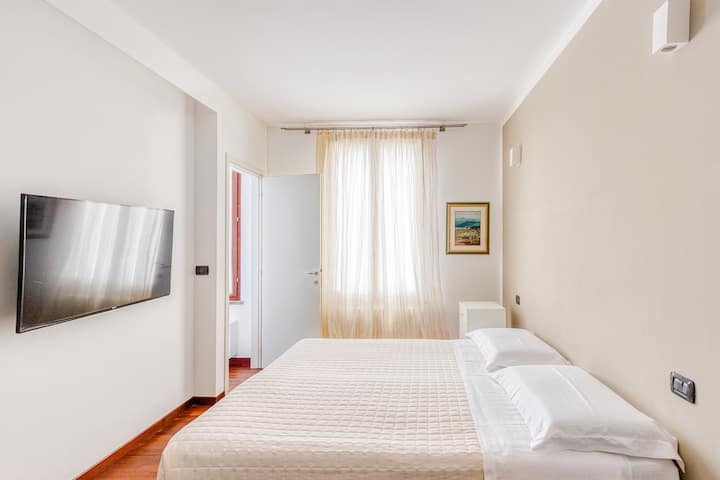 Studio In The Heart Of Siena - Siena