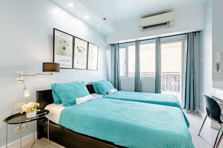 Tati's Condo Unit At Mall Of Asia - Pasay City
