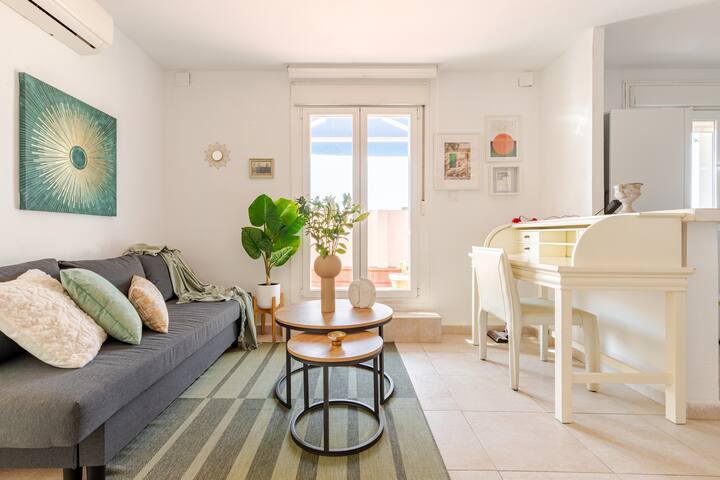 Heart Of The City: Stylish Flat W/cathedral View - Málaga