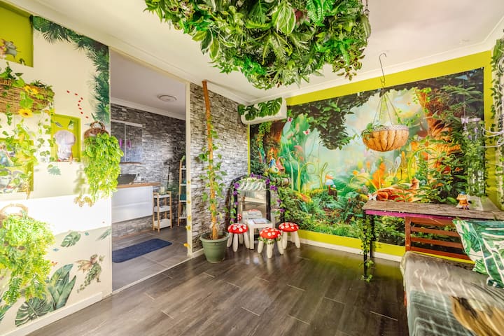 Enchanted Rainforest Retreat - Mindarie