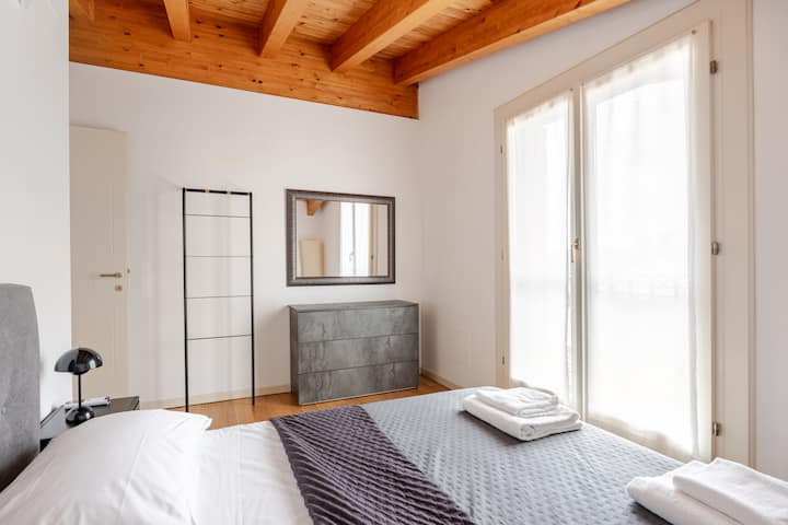 Penthouse With Terrace On Lake Garda - Desenzano del Garda