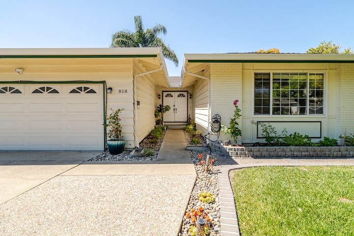 The Palm On Pescadero | Serene • Prime Location - San Jose, CA