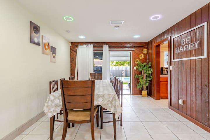 Cozy Sunrise Escape - Sunrise, FL