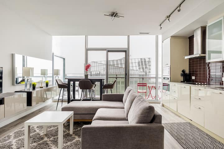 Penthouse 67 Fl + Free Parking - Toronto