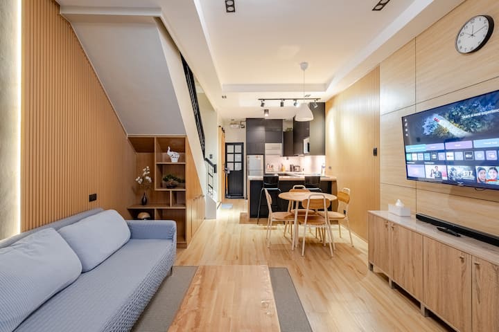 Serene Muji 3-br Home In Central Makati - Makati