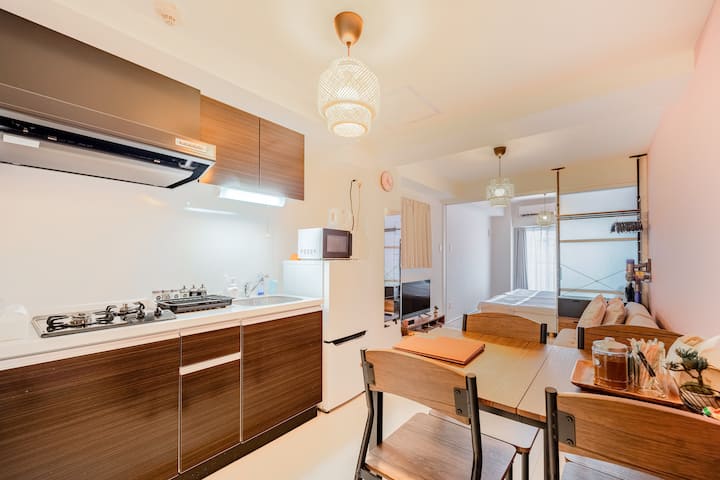 清潔感あふれる和モダンの宿/通天閣 徒歩5分/駅チカ/大阪関西万博/usj - Japan